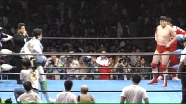 5-Star Match Reviews: Mitsuharu Misawa vs. Akira Taue - AJPW, April ...
