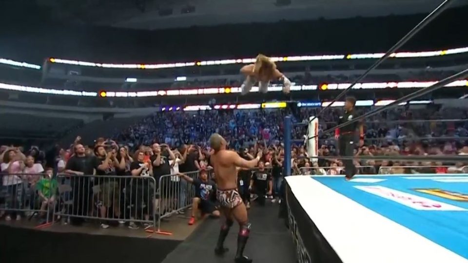 (Almost) 5-Star Match Reviews: Kazuchika Okada vs. Hiroshi Tanahashi ...