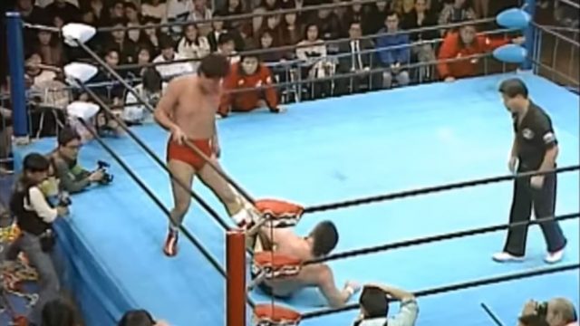 (Almost) 5-Star Match Reviews: Toshiaki Kawada vs. Akira Taue - AJPW ...