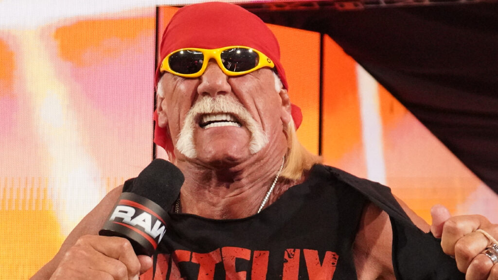Why Hulk Hogan Thinks He Was Booed Loudly On WWE Raw – TJR Wrestling