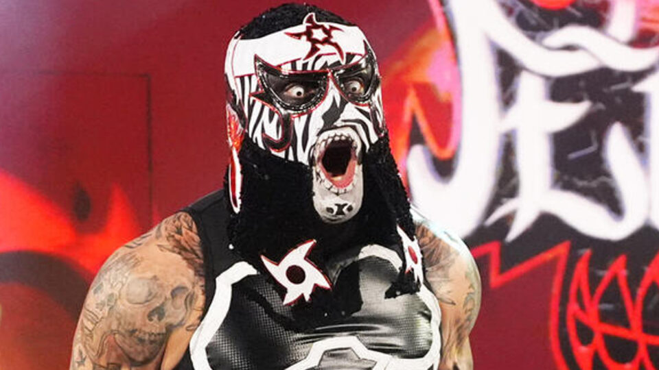 Backstage Update On Penta's Injury After Cancelled WWE RAW Match – TJR ...