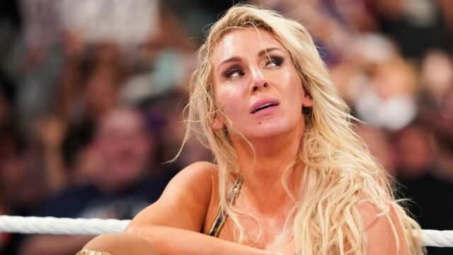 Charlotte Flair Suffers Wardrobe Malfunction During WWE SmackDown – TJR ...