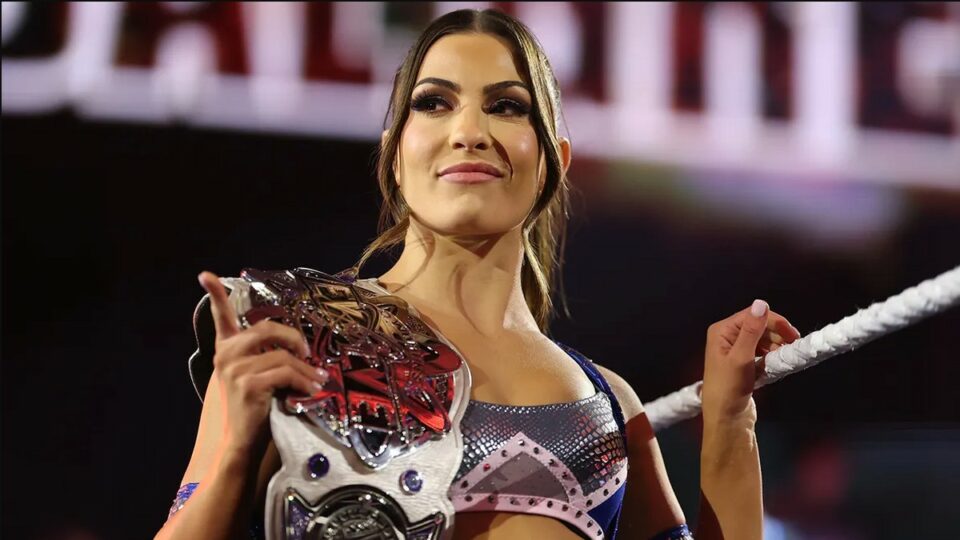 WWE Officially Announces In-Ring Return Of RAW Star After 371 Days ...